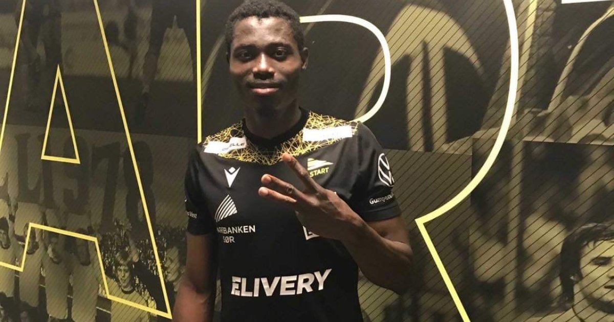 Akinyemi med hattrick på 25 minutter / Start