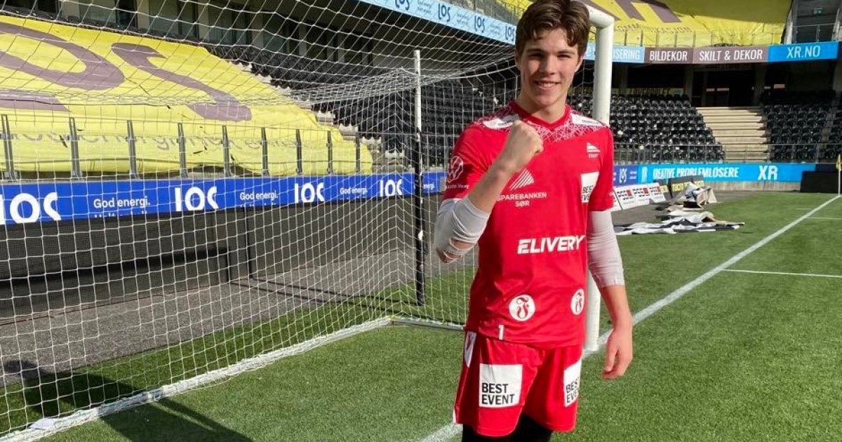 Jasper (18) er tilbake på treningsfeltet / Start